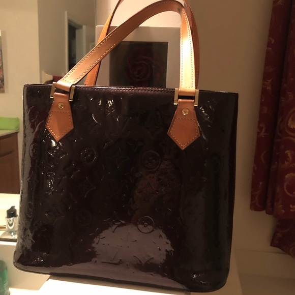 Louis Vuitton | Bags | Authentic Classic Lv Purse In Dark Brown Color ...